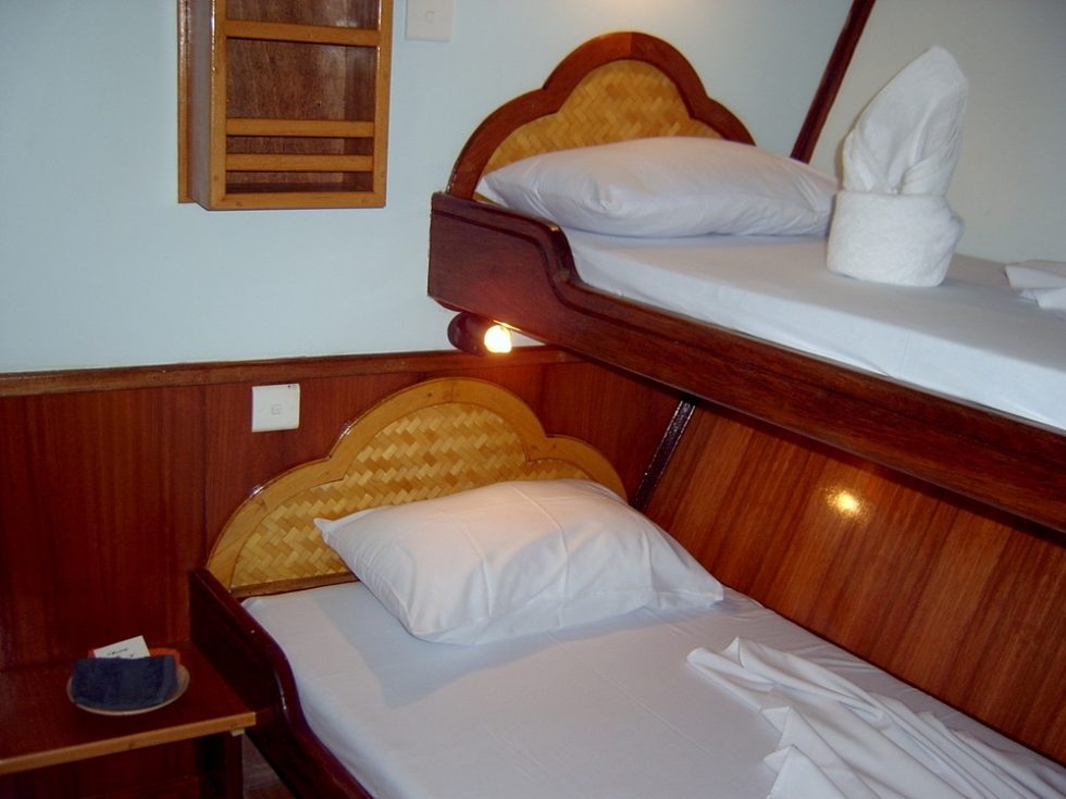 Horizon II Yacht Charter | Waterways Travel Surf Adventures