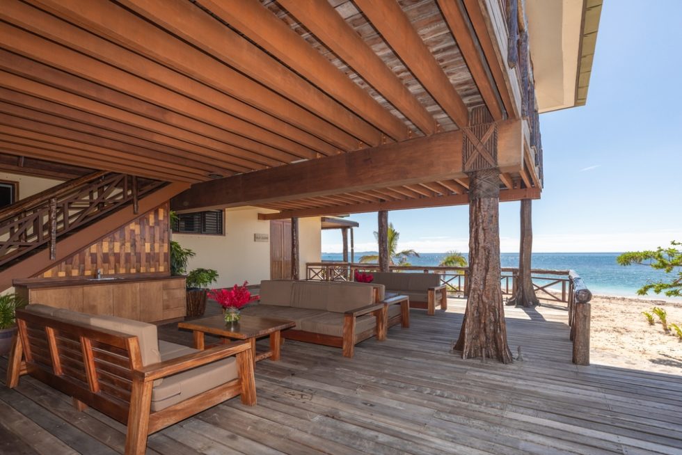 Tavarua Island Fiji: Surf Cloudbreak & Relax in Luxury