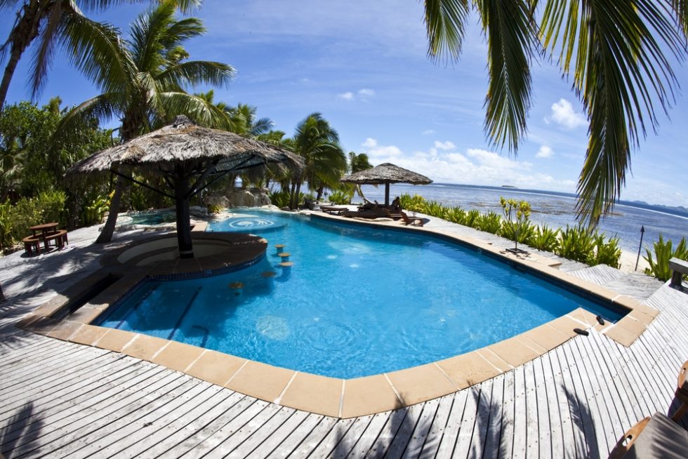 Tavarua Island Fiji: Surf Cloudbreak & Relax in Luxury