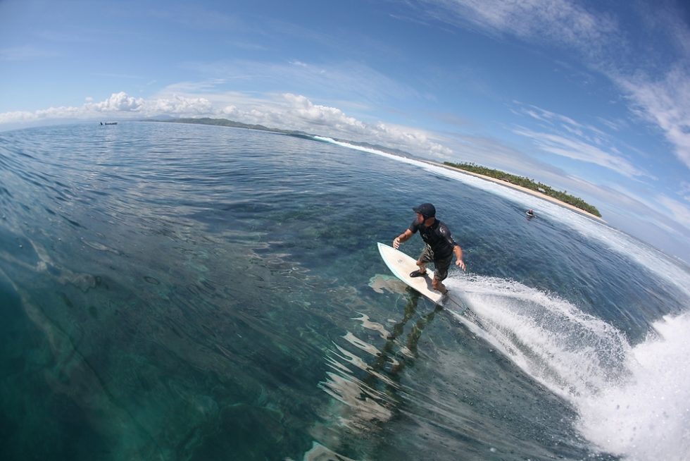 Tavarua Island Fiji: Surf Cloudbreak & Relax in Luxury